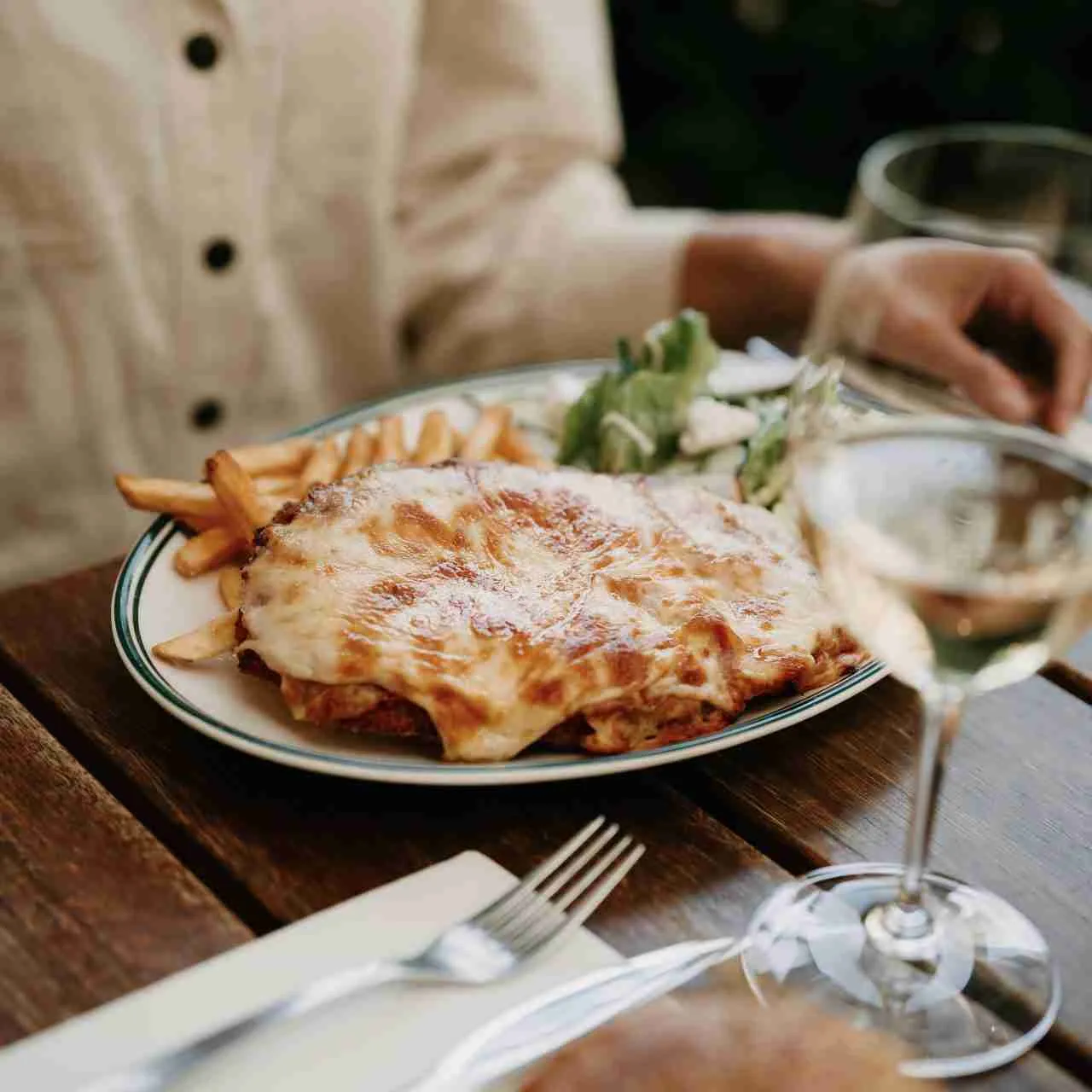 Welcome to the McLaren Vale Hotel - McLaren Vale Hotel